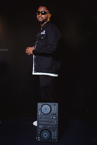 Download Latest DJ Ceasar Mix, DJ Mixtape, and Read Biography - Trendybeatz